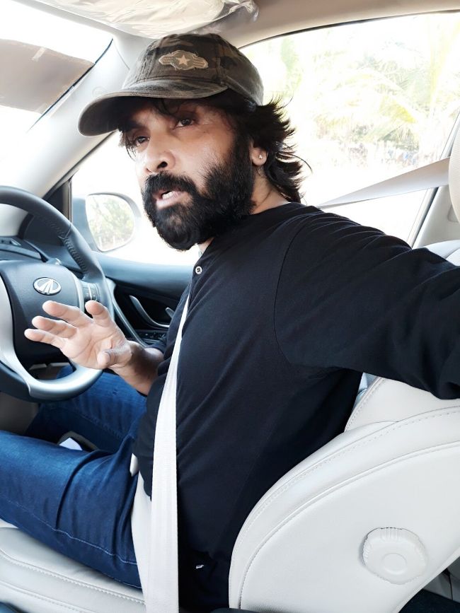 Snehan (Lyricist) Biography, Age, Wife, Family, Height, Wiki